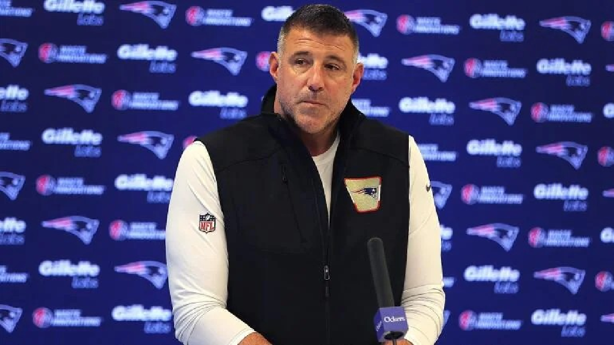 Patriots' Mike Vrabel addresses stepping away for Day 3 of NFL Draft ...